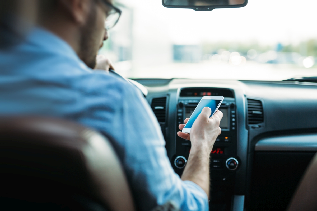 Distracted Driving: How Dangerous is it to Use a Cell Phone and Drive?