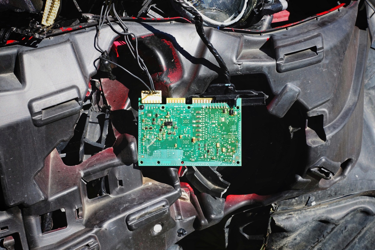 Your Car’s Event Recorder Following a Crash | Gilbert Adams Law Offices